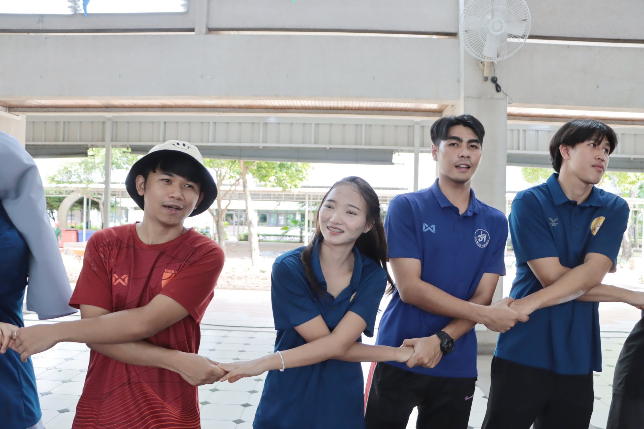 กิจกรรม “สานสัมพันธ์ น้องพี่ซี้ปึก” - Saengtham College